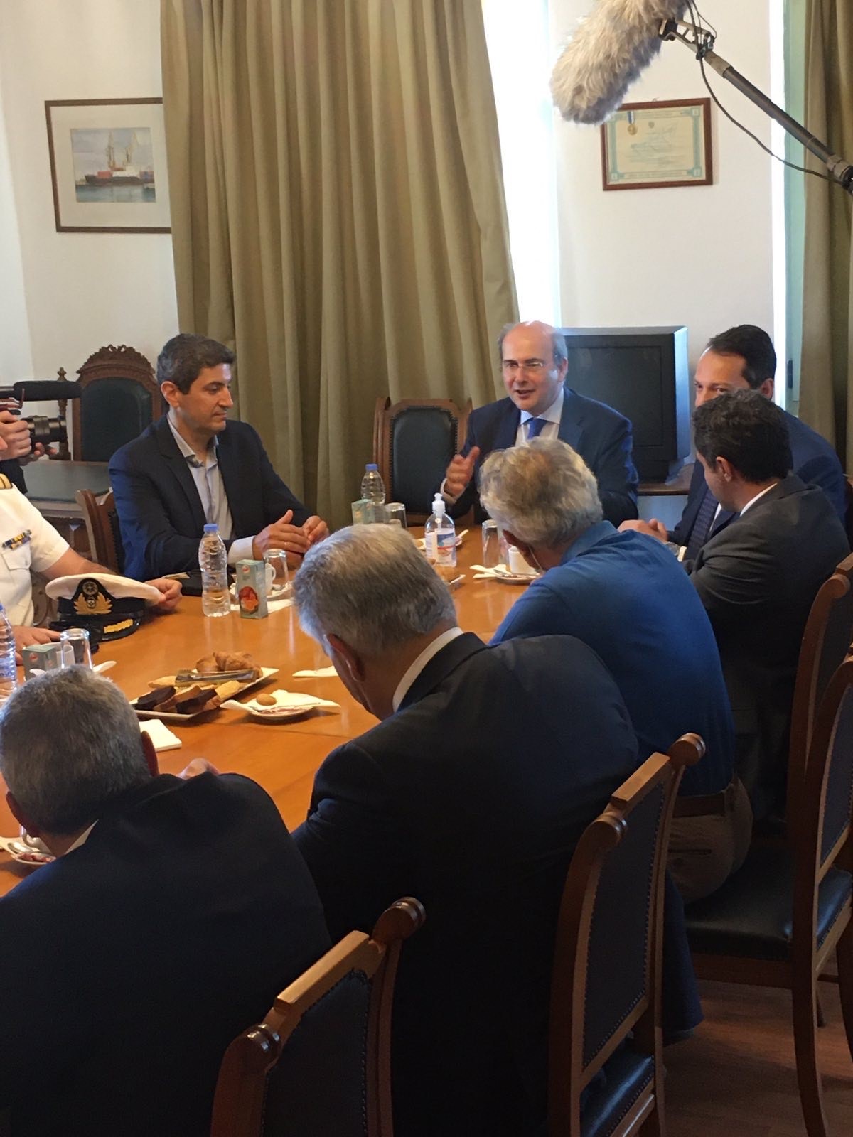 Επίσκεψη στον ΟΛΗ ΑΕ του Υπουργού Περιβάλλοντος και Ενεργειας κ. Χατζηδάκη